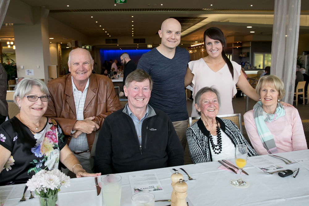 Mother's Day Mingara 2017 Photo Gallery - Mingara Recreation Club