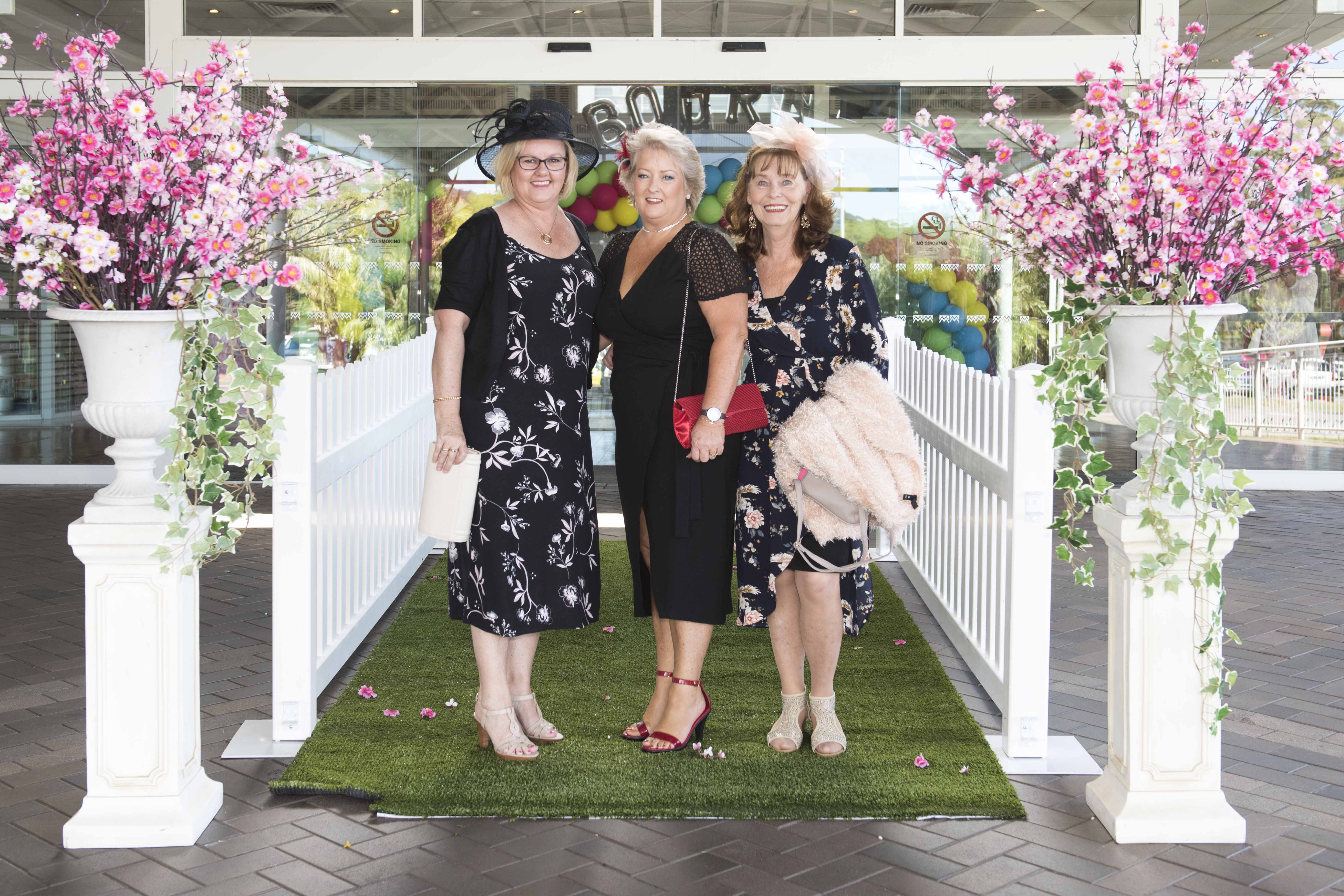 Mingara's Melbourne Cup Photo Gallery - Mingara Recreation Club
