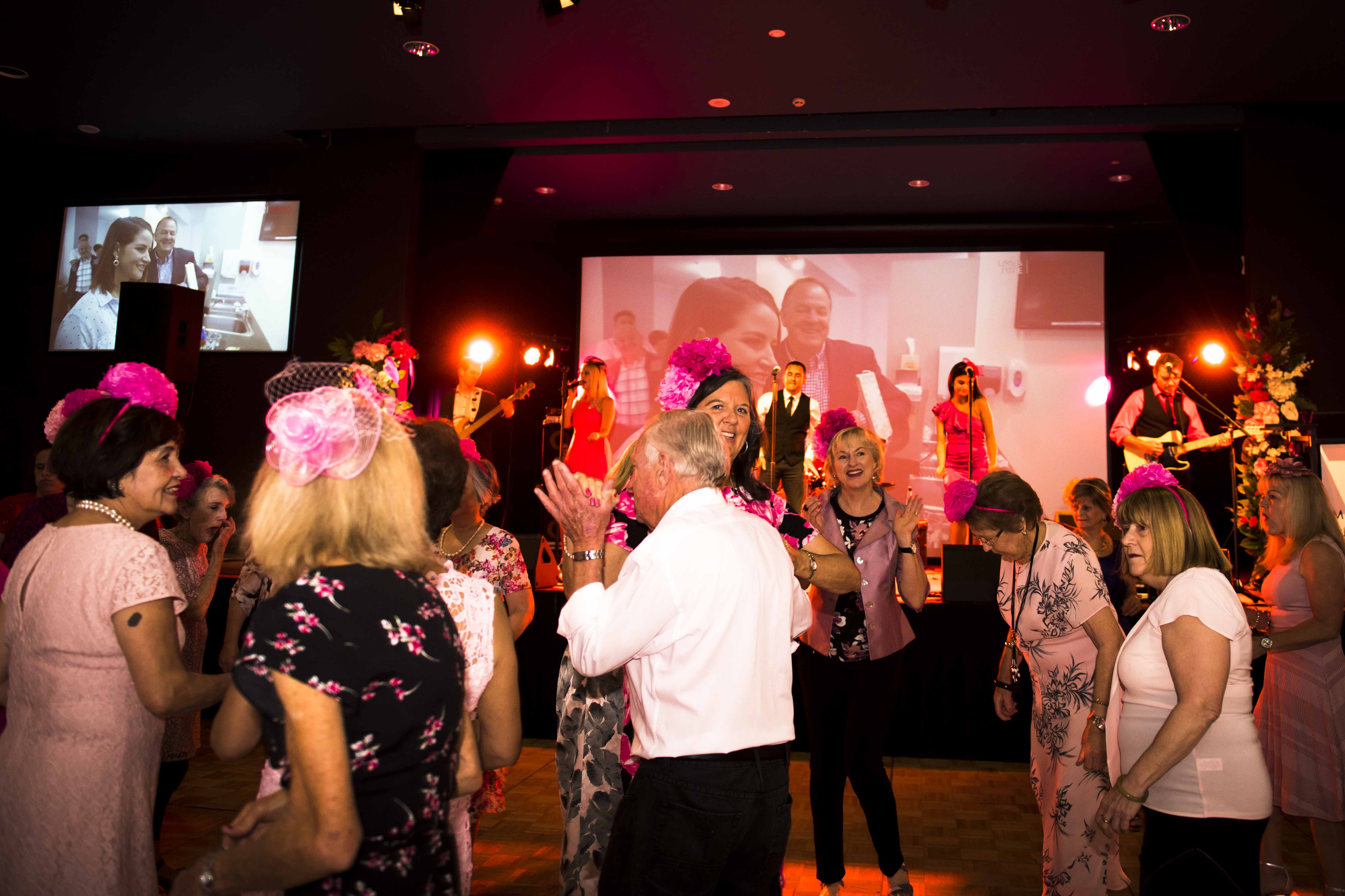 Mingara's Melbourne Cup Photo Gallery - Mingara Recreation Club