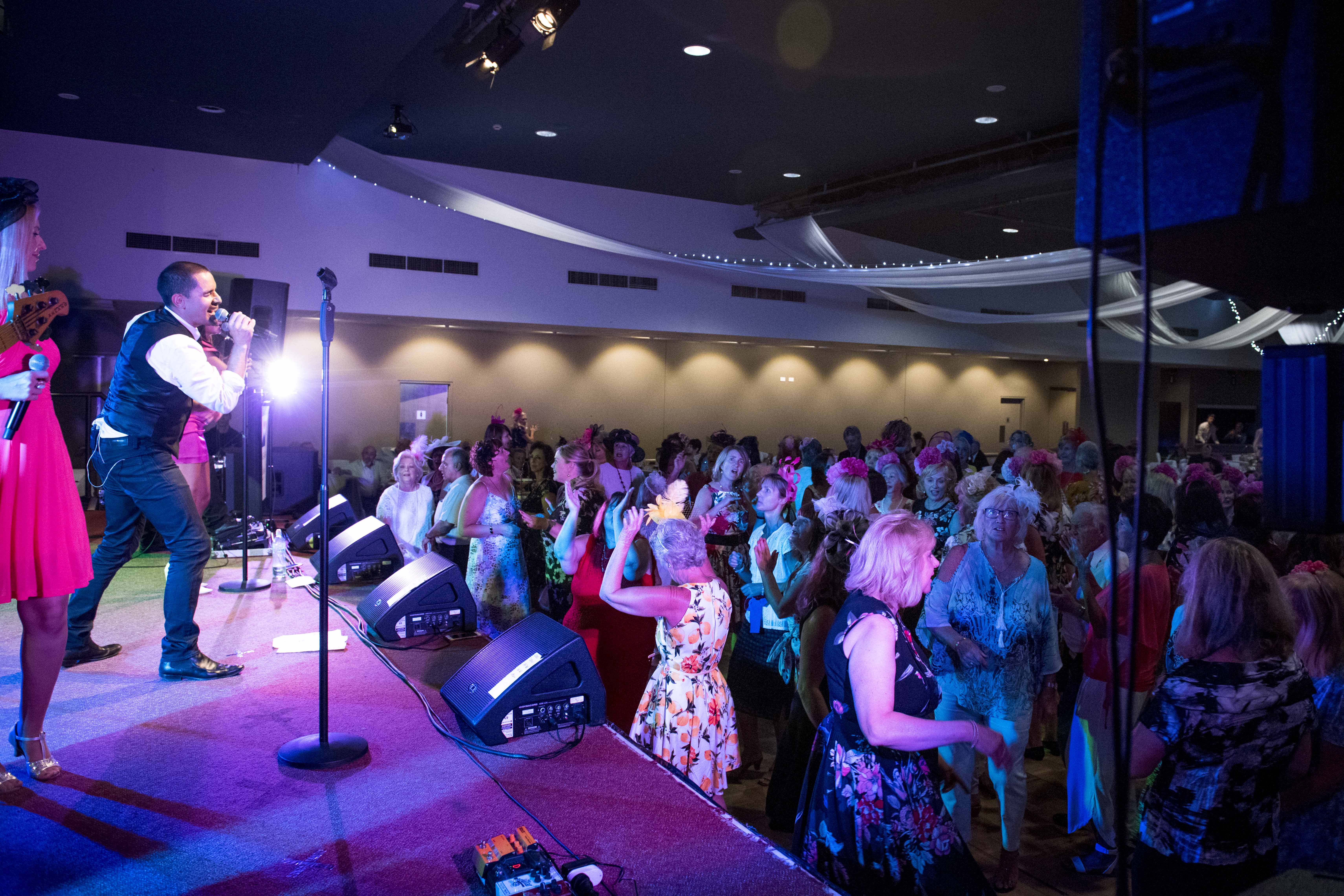 Mingara's Melbourne Cup Photo Gallery - Mingara Recreation Club