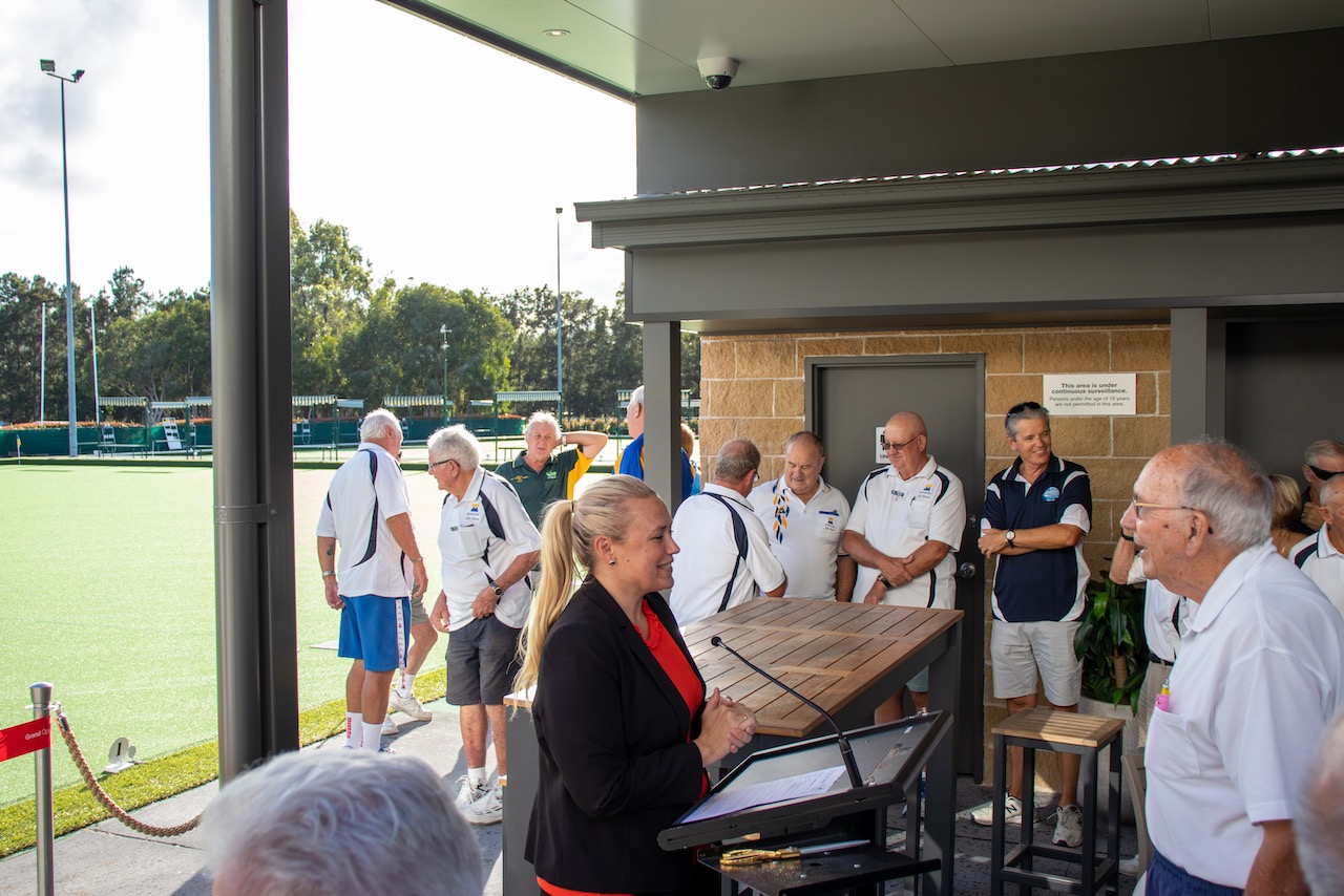 Introducing the Higgins-Hadley Bowling Green at Mingara - Mingara ...