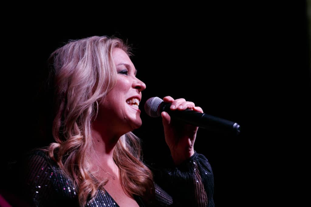 Gina Jeffreys at Mingara - Mingara